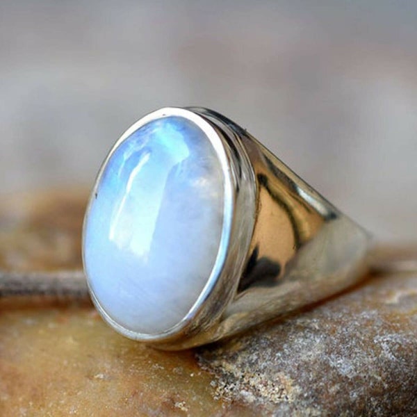Large Moonstone Ring - Etsy