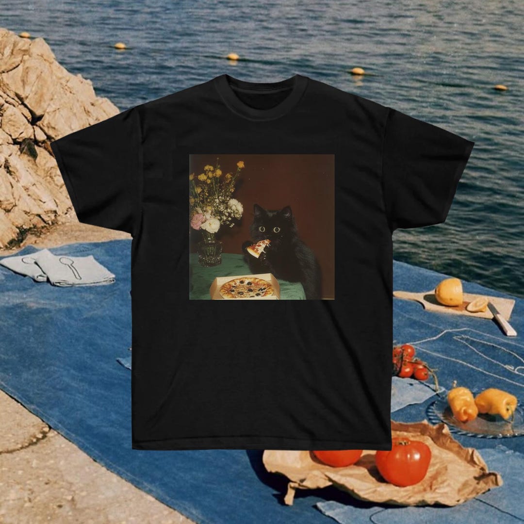 Artsy Cute Black Cat Eating Pizza Tee, Vintage Cartoon T-shirt ...