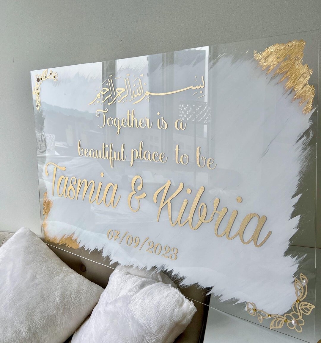Acrylic Welcome Wedding Sign PERSONALIZED Painted With Rhinestones ...