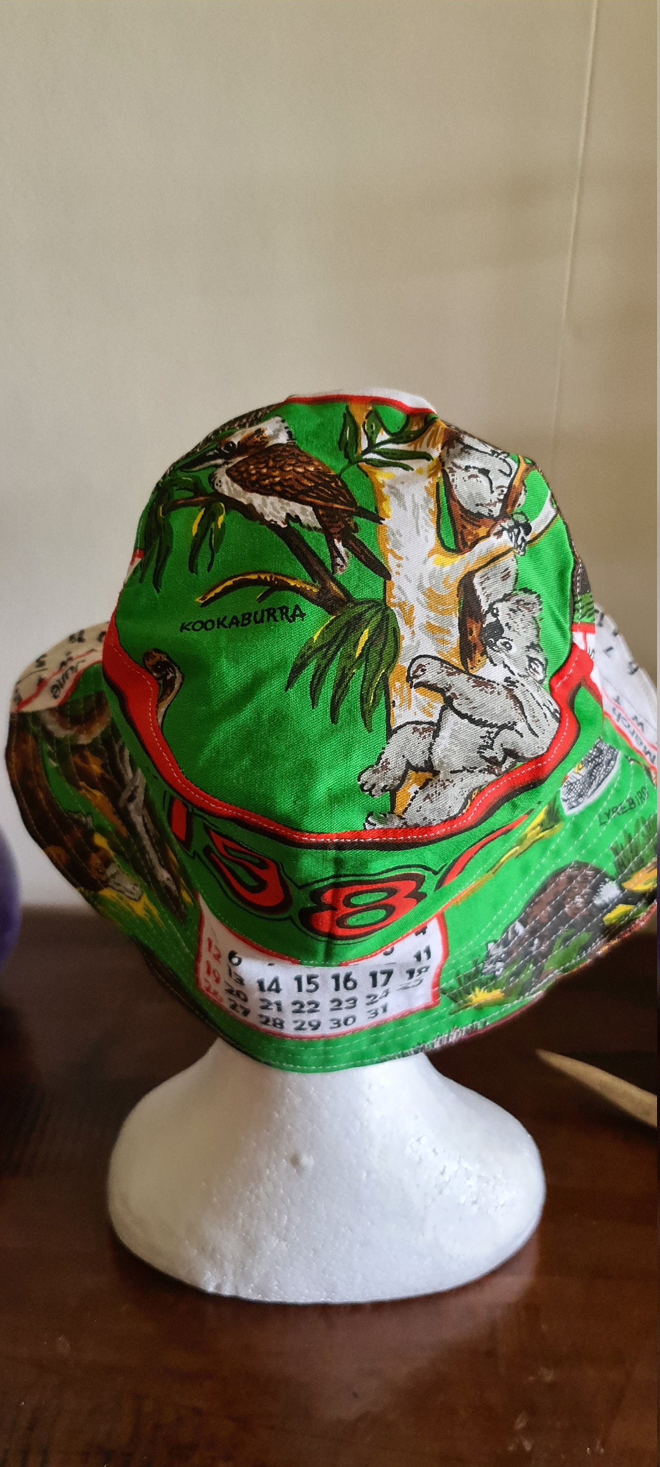 Handmade reversible bucket hat - Etsy.de