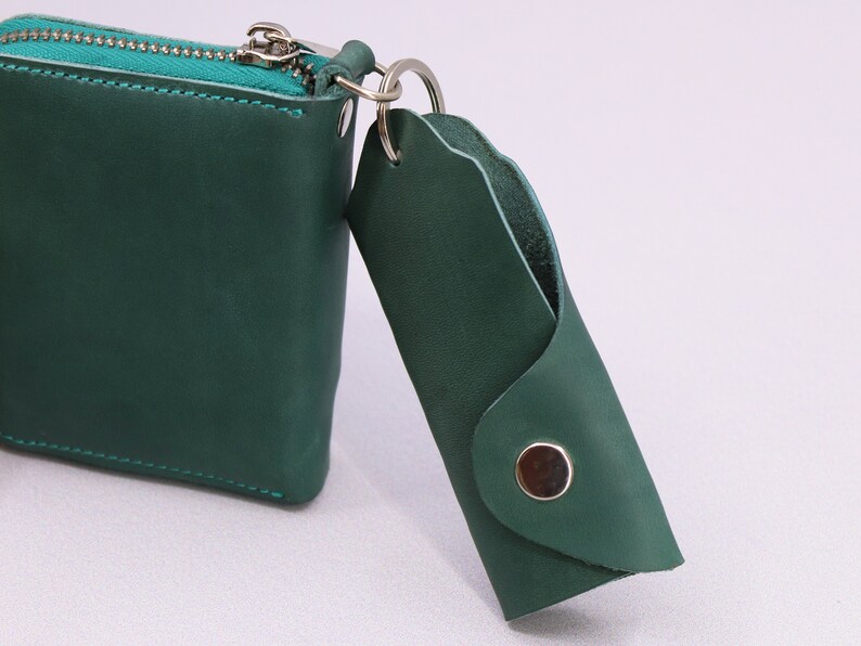 Handmade Crazy Horse Leather Key Holder: Minimalist Pocket Key Pouch - Etsy