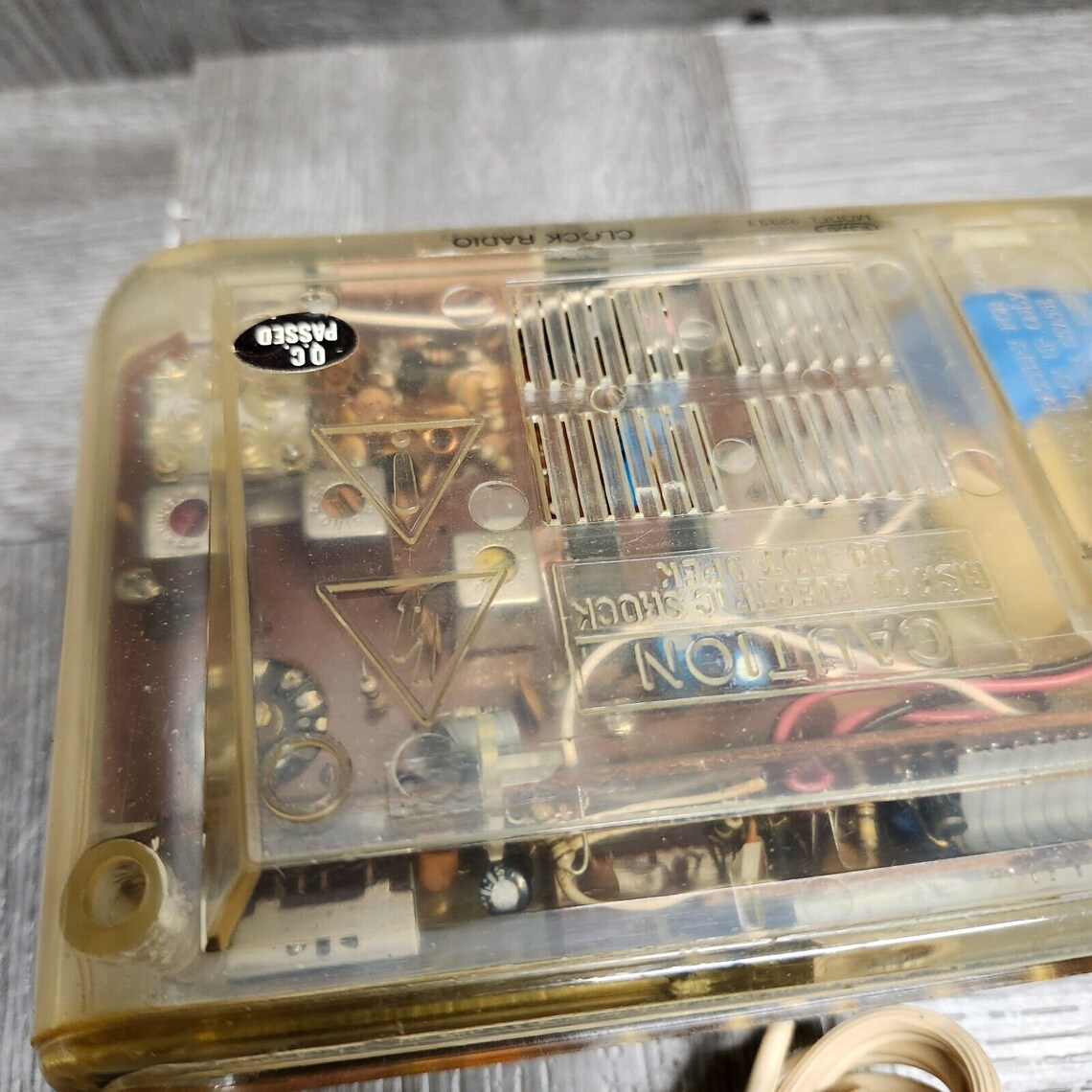 Tozai Clock Radio 2233T AM/FM Clear See Thru Alarm Clock 1998 Vintage ...