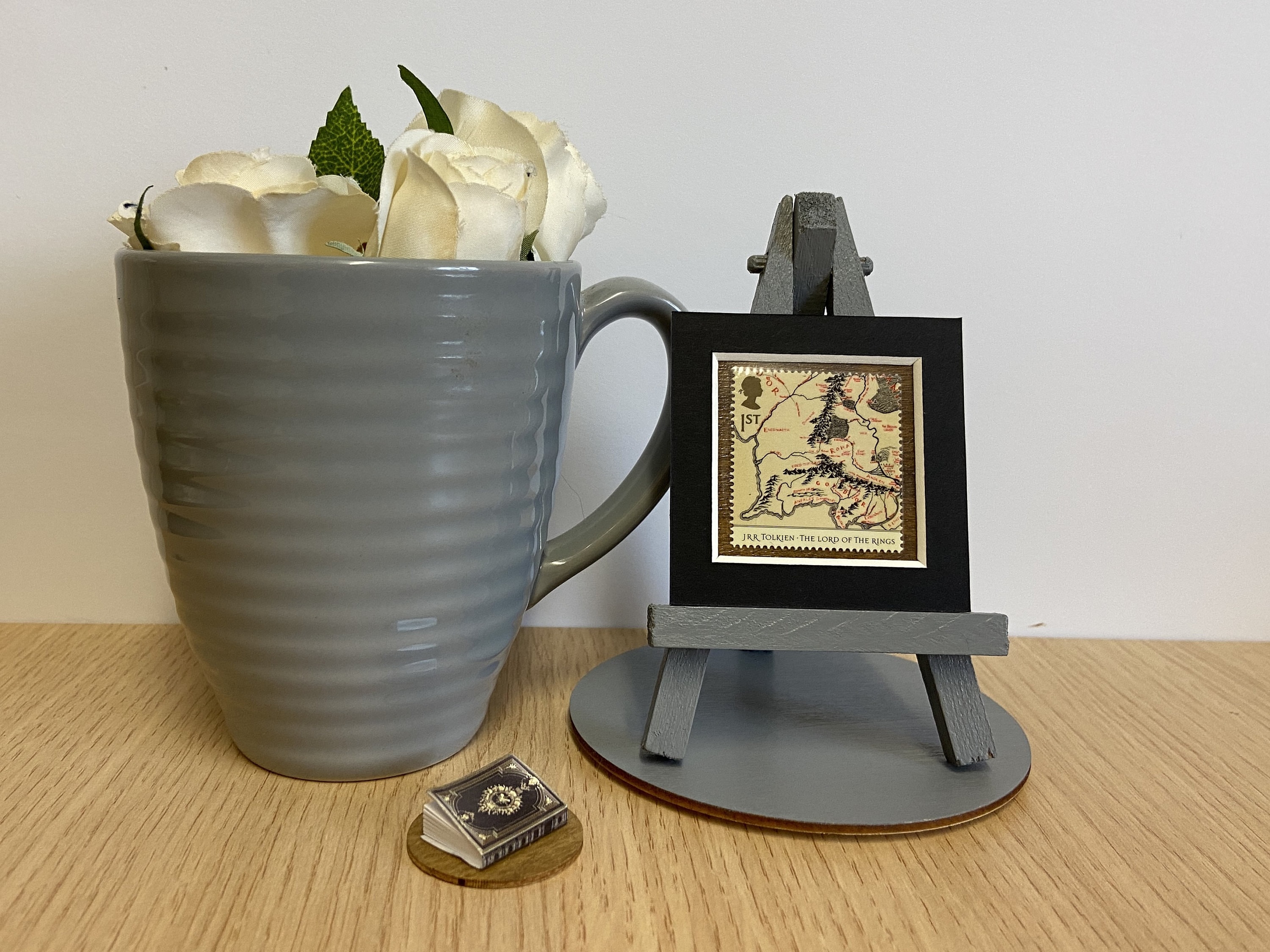 Lord of the Rings Tolkien Map Stamp Ornament With Easel, Base and Gift ...