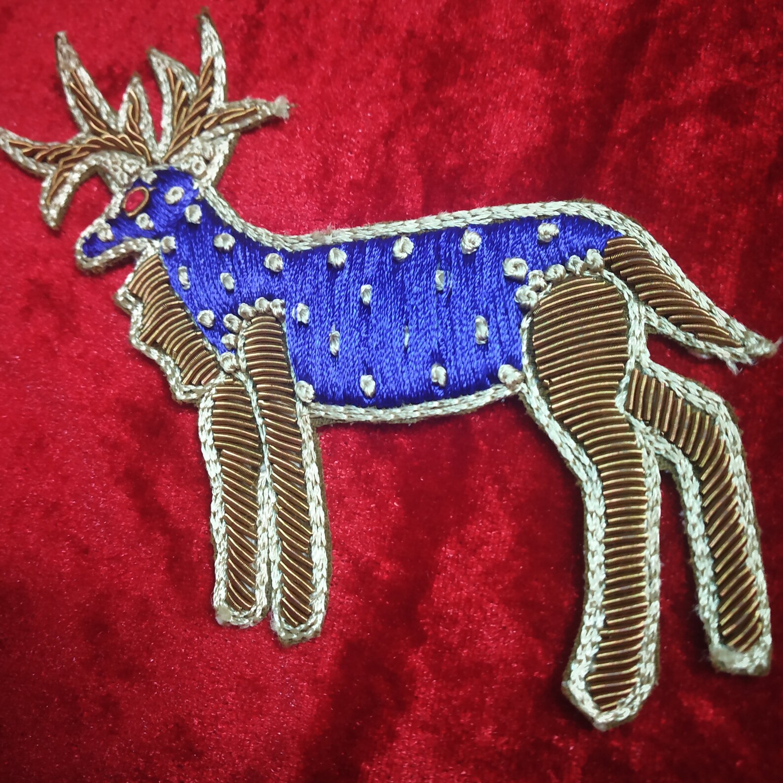 Reindeer Hand Embroidered Appliques Animal Thread Work Denim - Etsy
