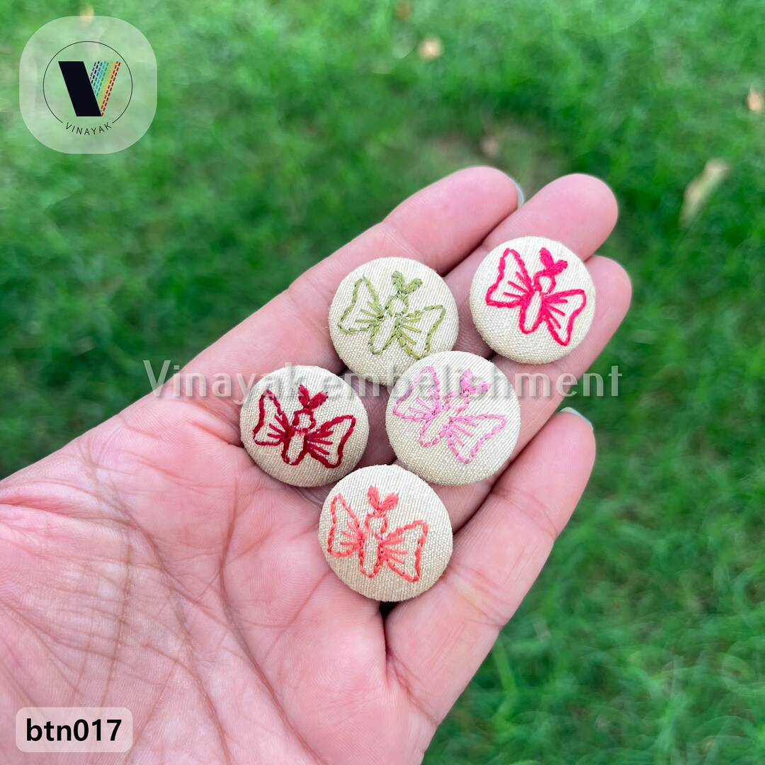 6 Pc 2 Cm Butterfly Thread Embroider on Beige Fabric Button Sew-on ...