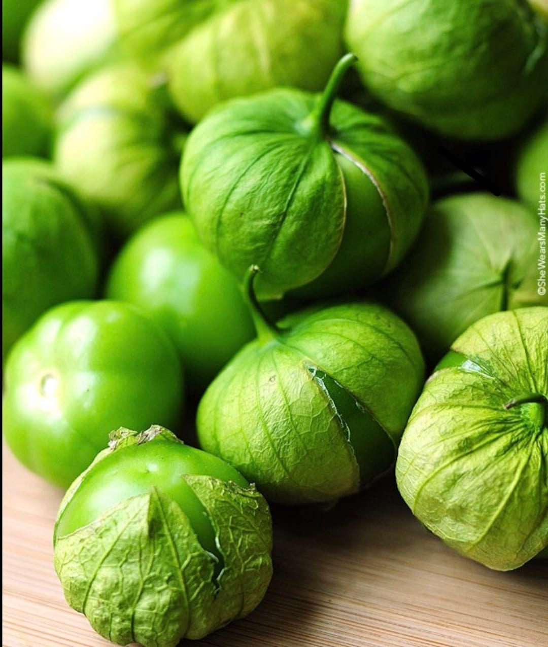 25 Seeds Toma Verde Tomatillo Seeds Easy Grow Green Ethnic Salsa Fruit ...