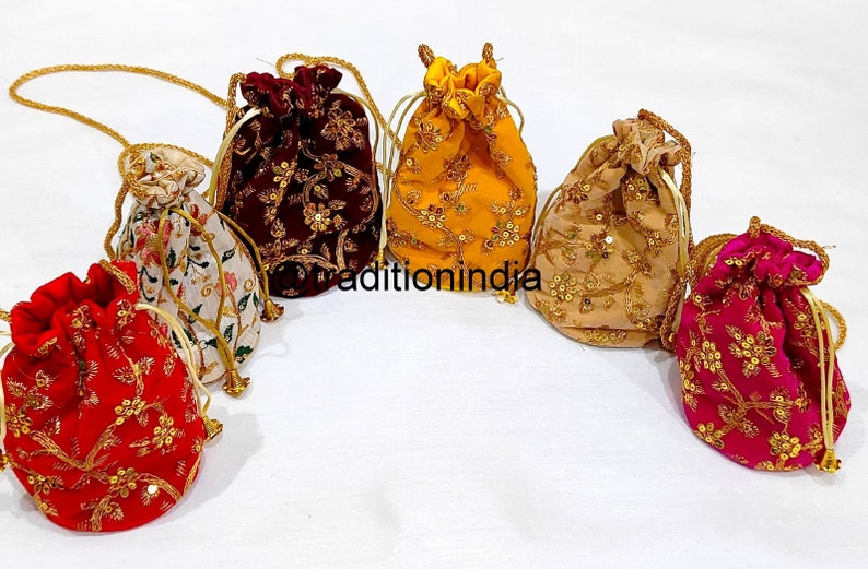 Indian Handmade Purse, Women's Potali Bag , Girl's Velvet Bag, Party ...