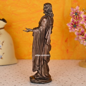 Jesus Christ Figurine, 23 Cm Bonded Bronze Jesus Christ Statue ...