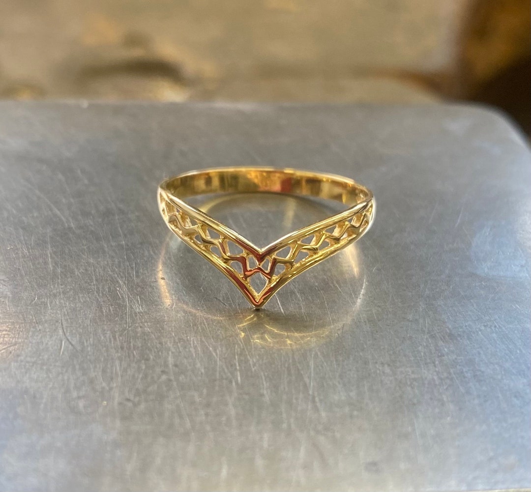 Celtic Wishbone Ring Made From 9ct Gold - Hallmarked - Celtic Jewellery ...