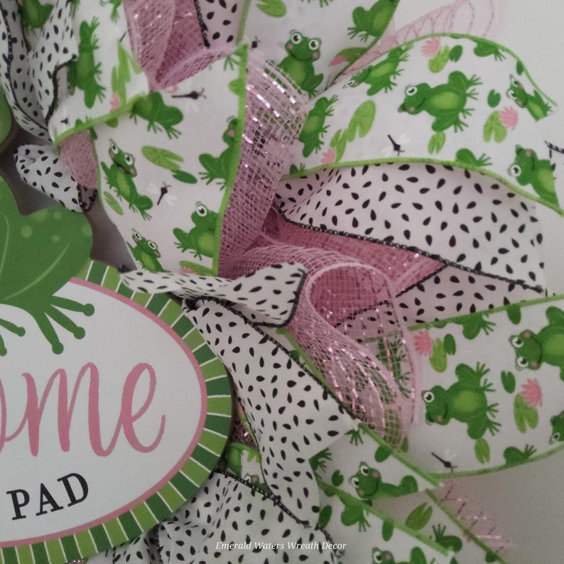 HAPPY FROG WELCOME Wreath, Pink Mesh, Daisy, Spring, Summer, Farmhouse ...
