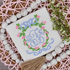 Secret Garden Heirloom Crest Machine Embroidery Design - Etsy