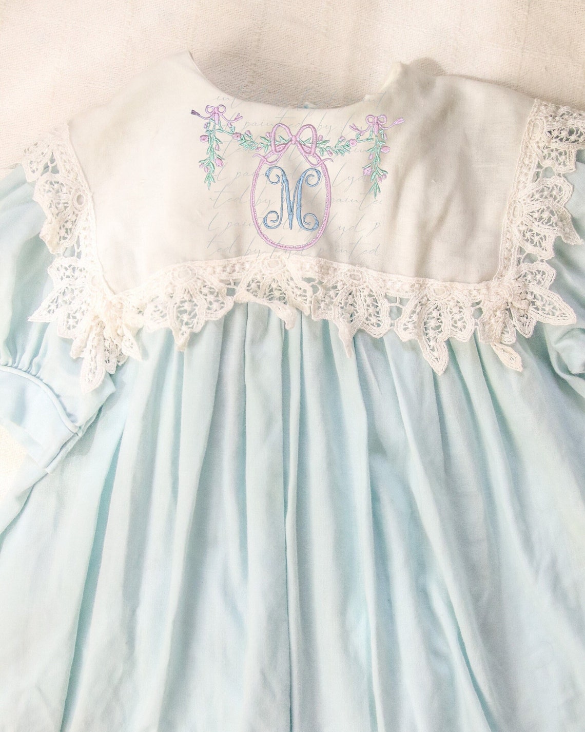 Ballet Floret Heirloom Crest Machine Embroidery Design - Etsy