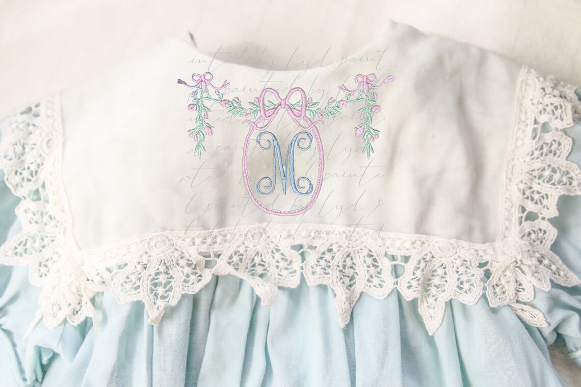 Ballet Floret Heirloom Crest Machine Embroidery Design - Etsy