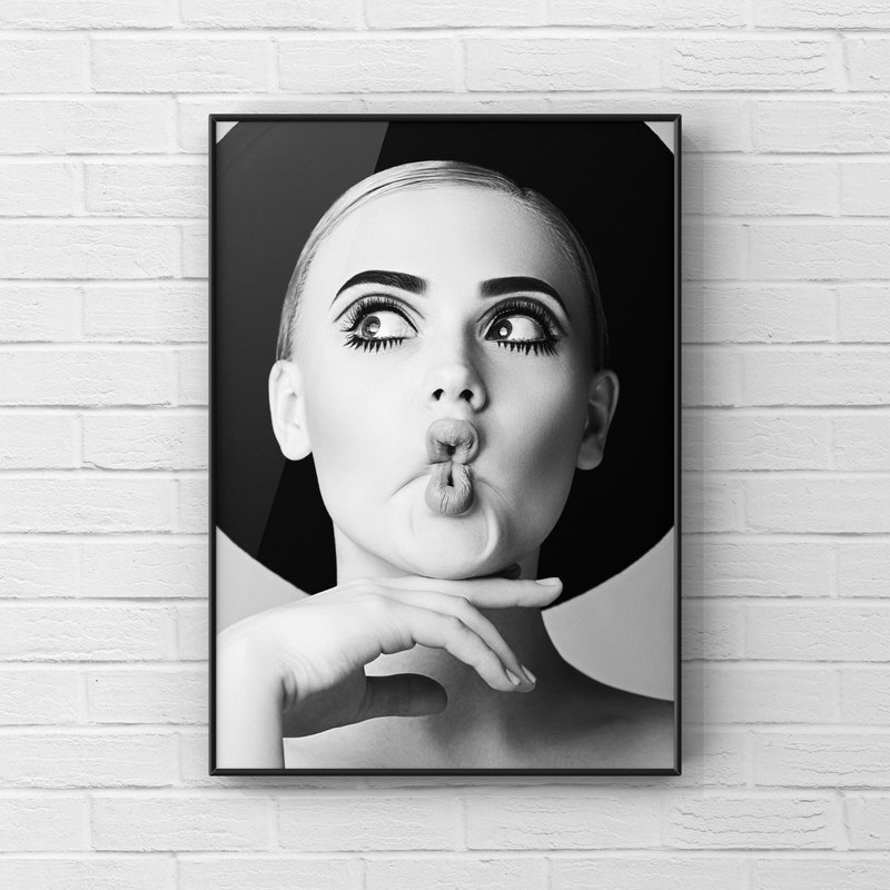 Twiggy Poster - Etsy