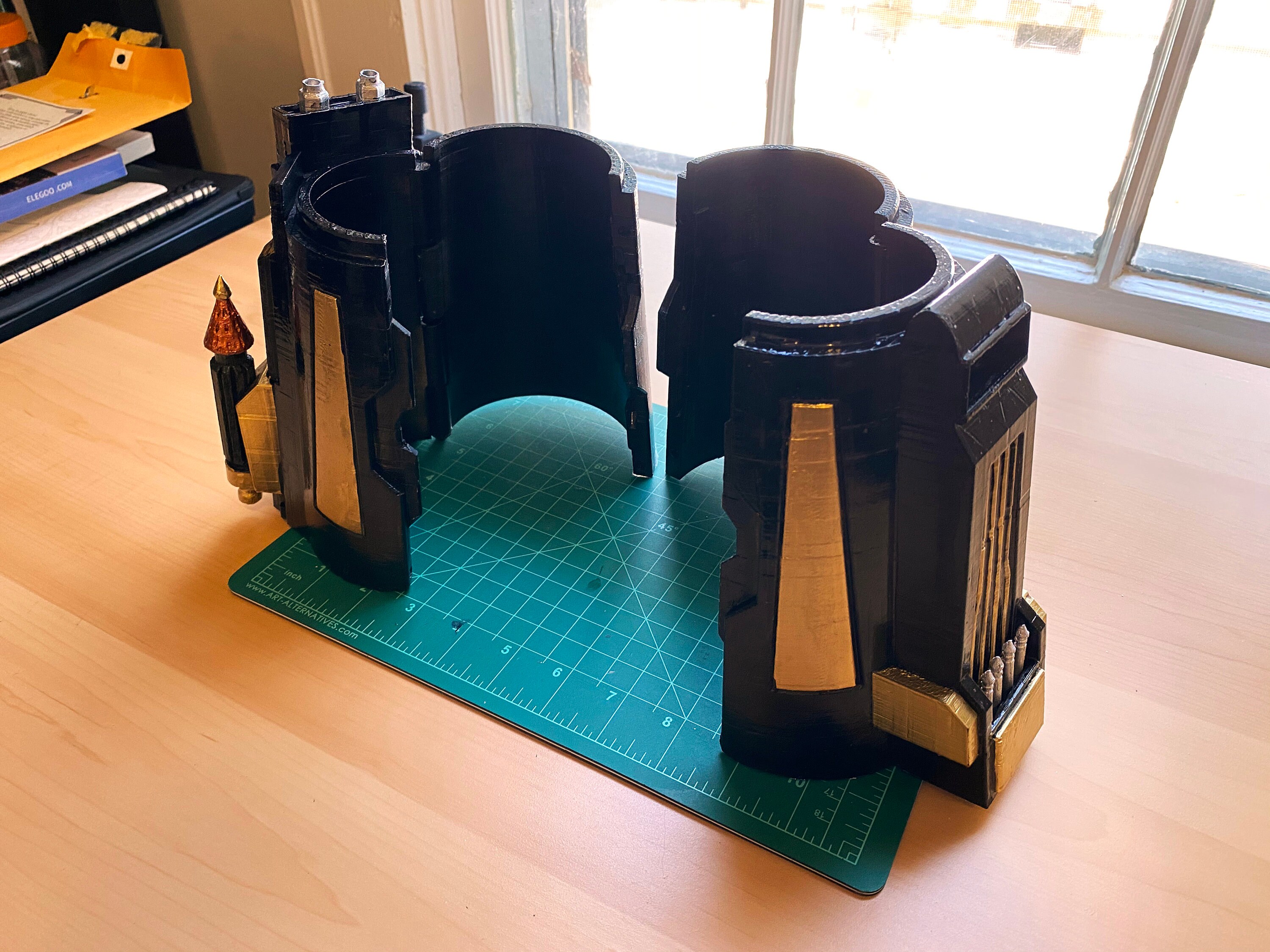 Mandalorian Gauntlets Hinged With Clasp 3D Print Files - Etsy UK