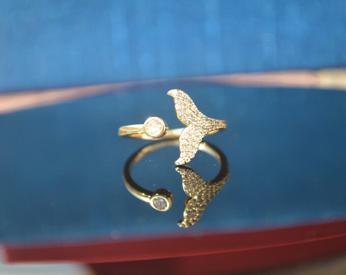 Dainty Mermaid Tail Ring Dainty Whale Tail Ring Dainty - Etsy
