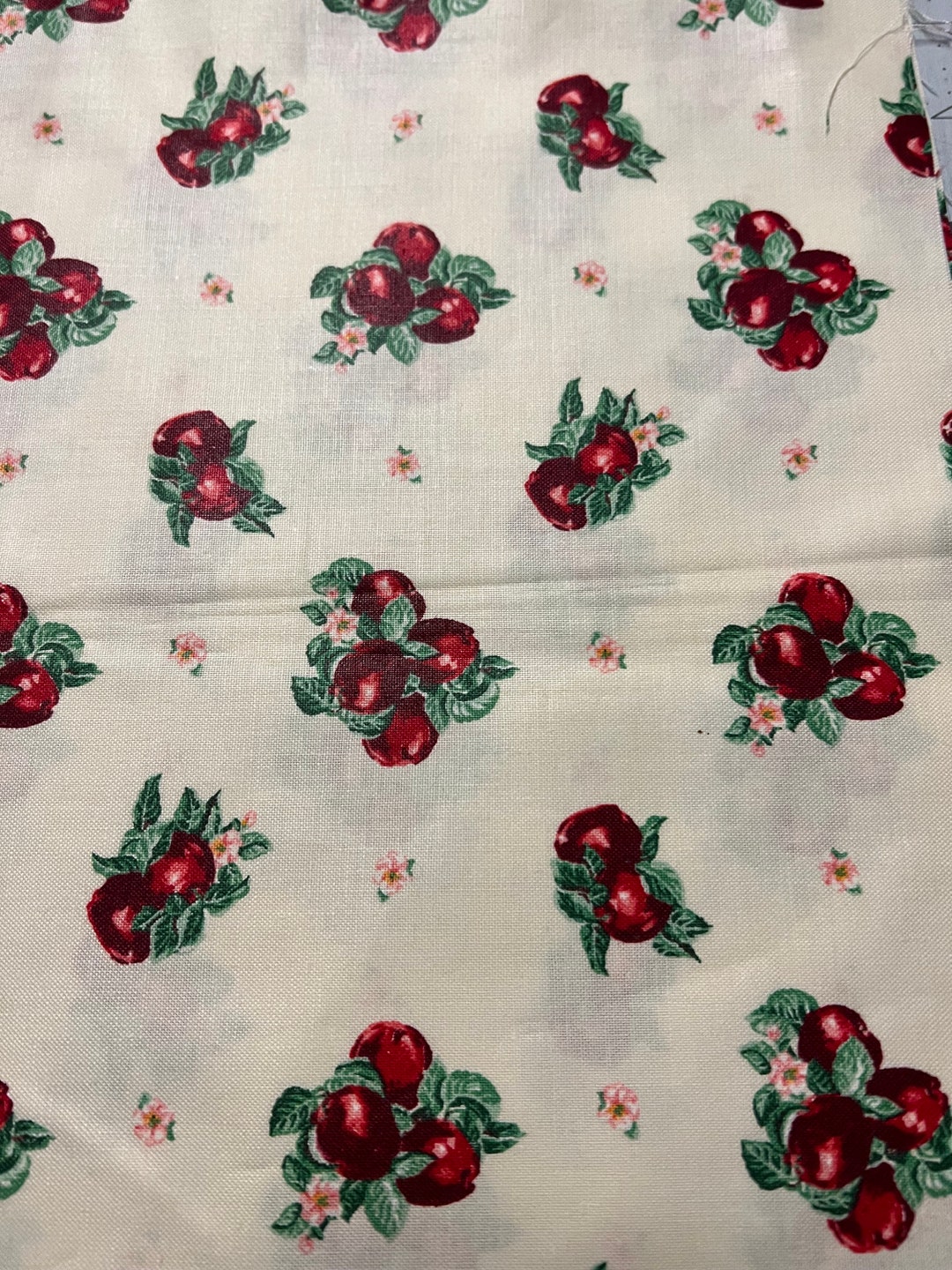 1/2 Yd Vintage Apple Print Cotton Fabric by Cranston Print Works 2863 ...