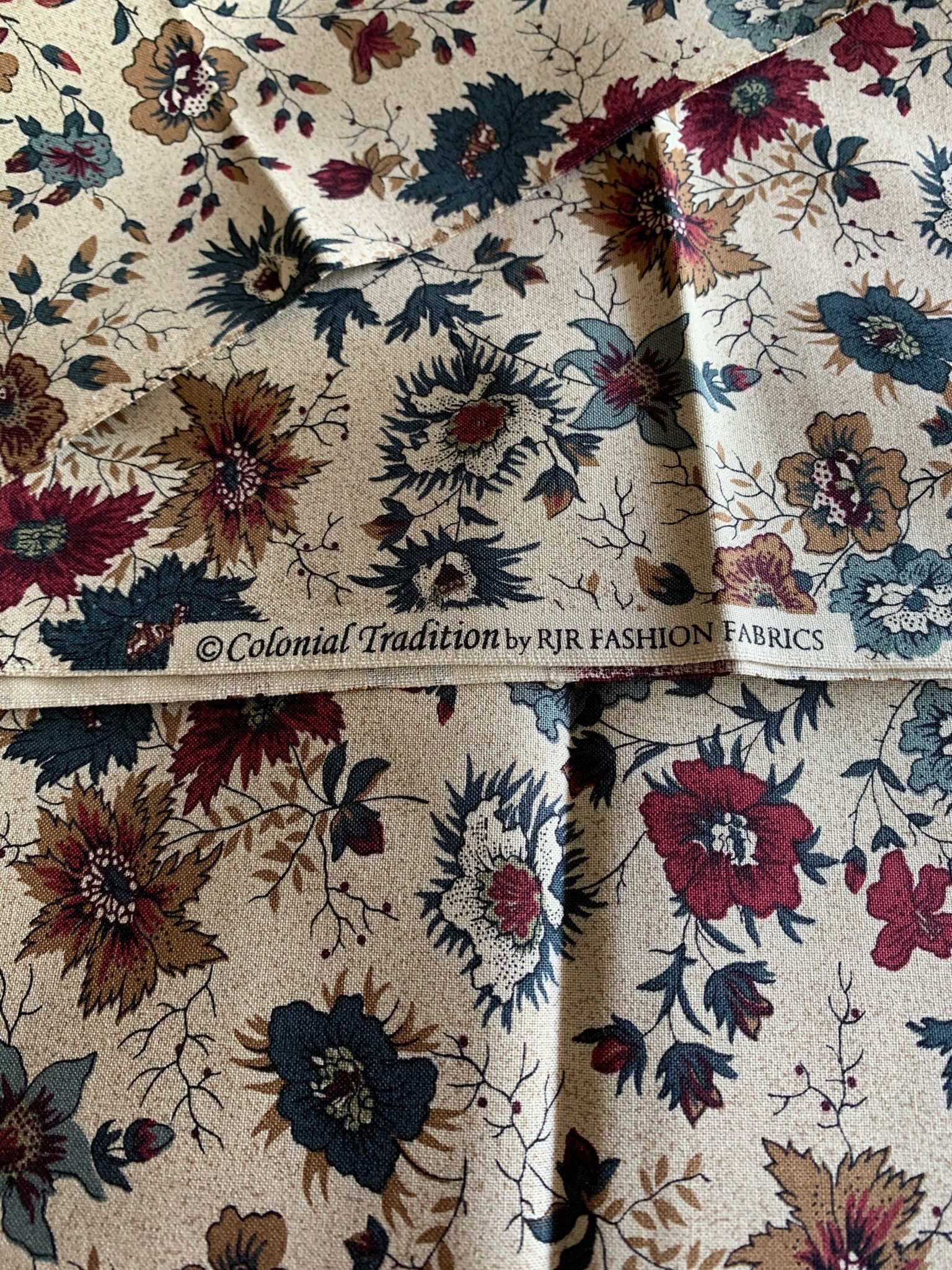 1/2 YD colonial Traditions Floral for RJR Fashion Fabrics | Etsy