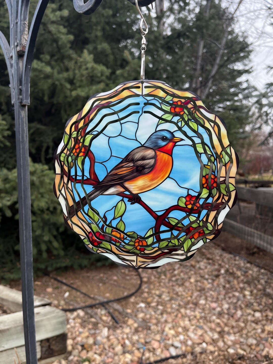 Robin Wind Spinner - Stained Glass Bird Wind Spinner - Hanging Metal ...