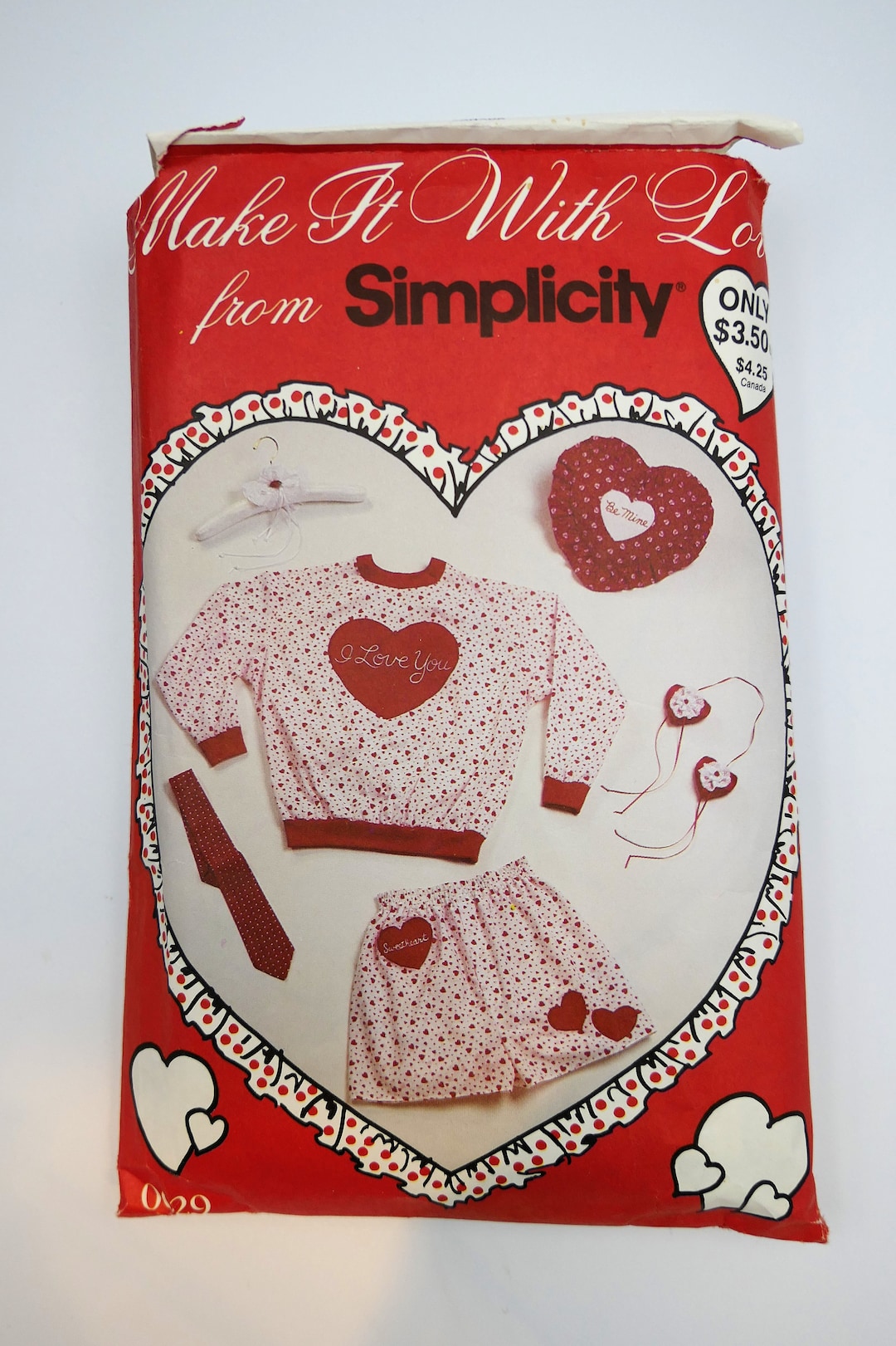 Simplicity Sewing Pattern 0629 | Includes Top, Shorts, Tie, Pillow ...