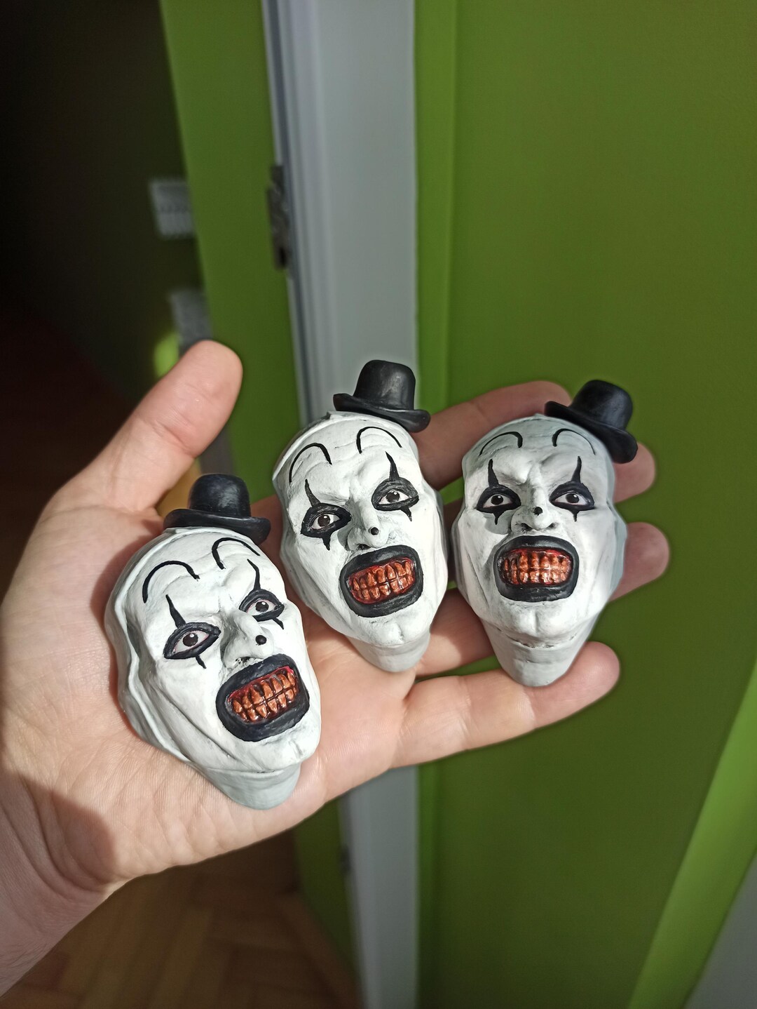 Terrifier Art the Clown Fridge Magnet – Horror Movie Inspired Creepy ...