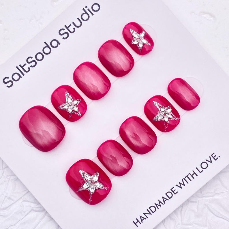 Glitter Crystal Star Handmade Press on Nails: Pink Cat Eye, Short Round ...