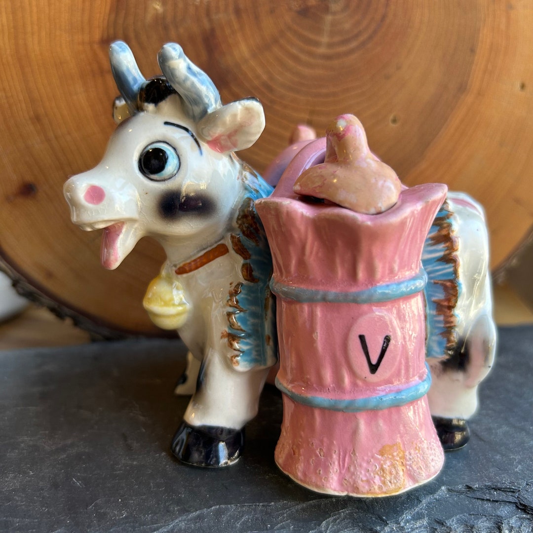 GNCO Japan Anthropomorphic Cow - Oil & Vinegar Condiment Set - VINTAGE ...