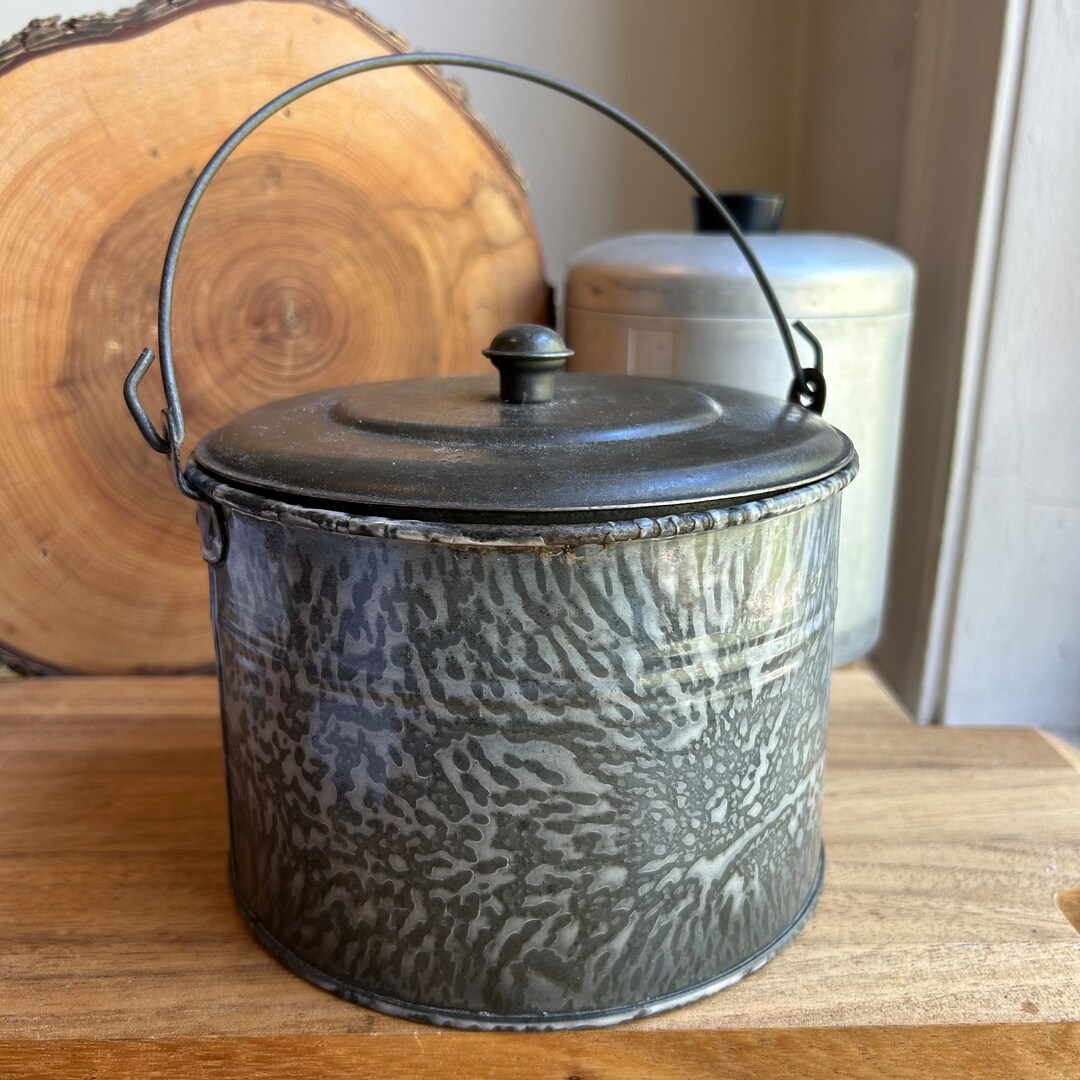 Vintage Enamel Pail With Lid Lunchpail - Etsy