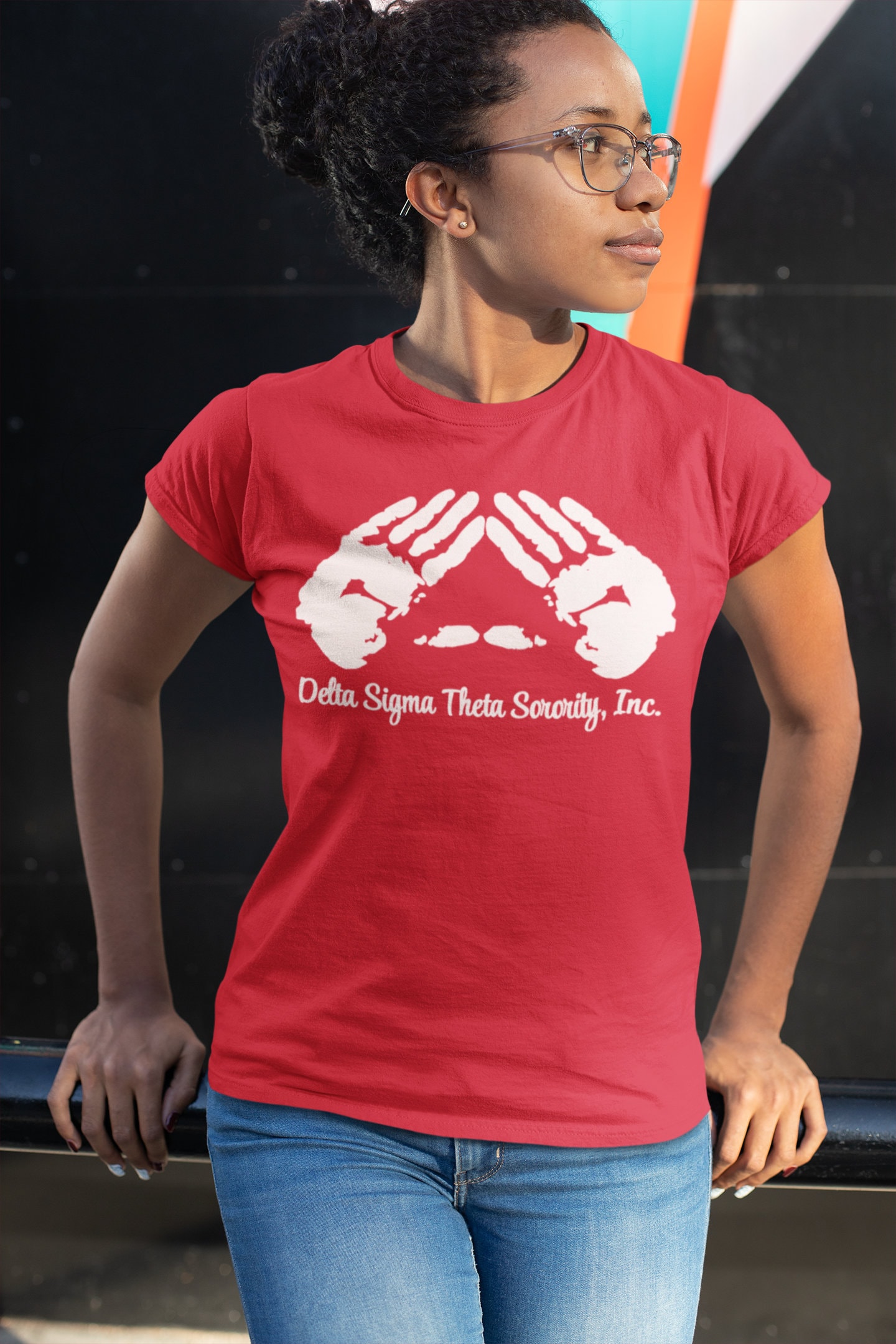 Delta Sigma Theta Pyramid Hands