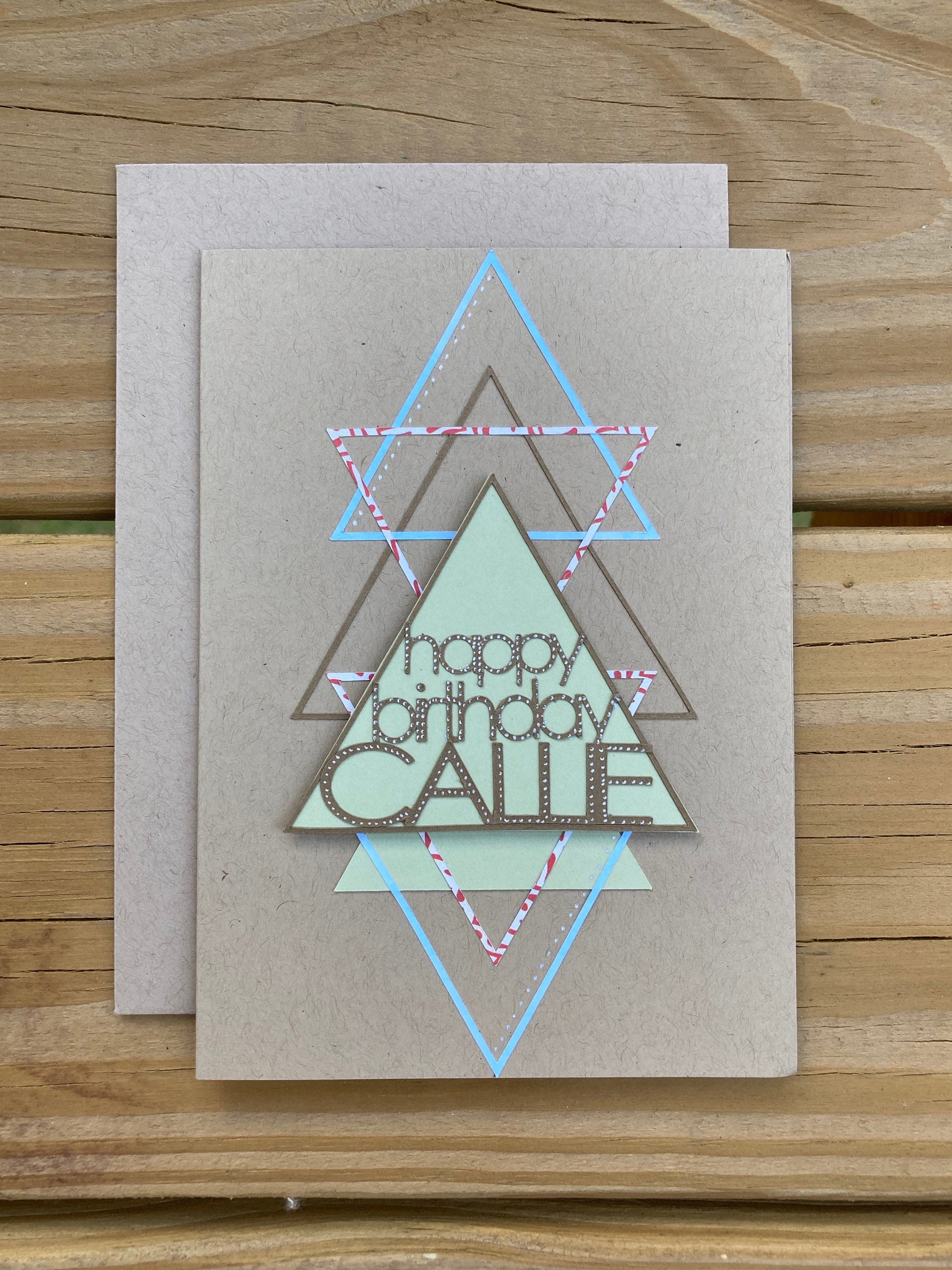 Triángulos de cumpleaños feliz personalizados Tarjeta de papel hecha a ...