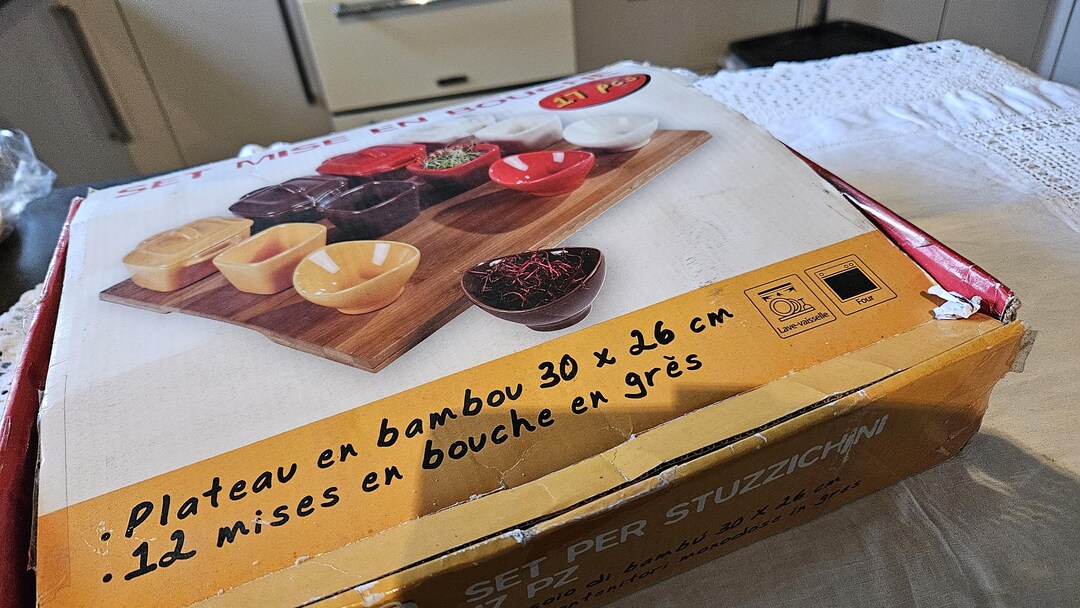 Set of 12 Aperitifs Individual Serving Starter, Snack on Wooden Board ...