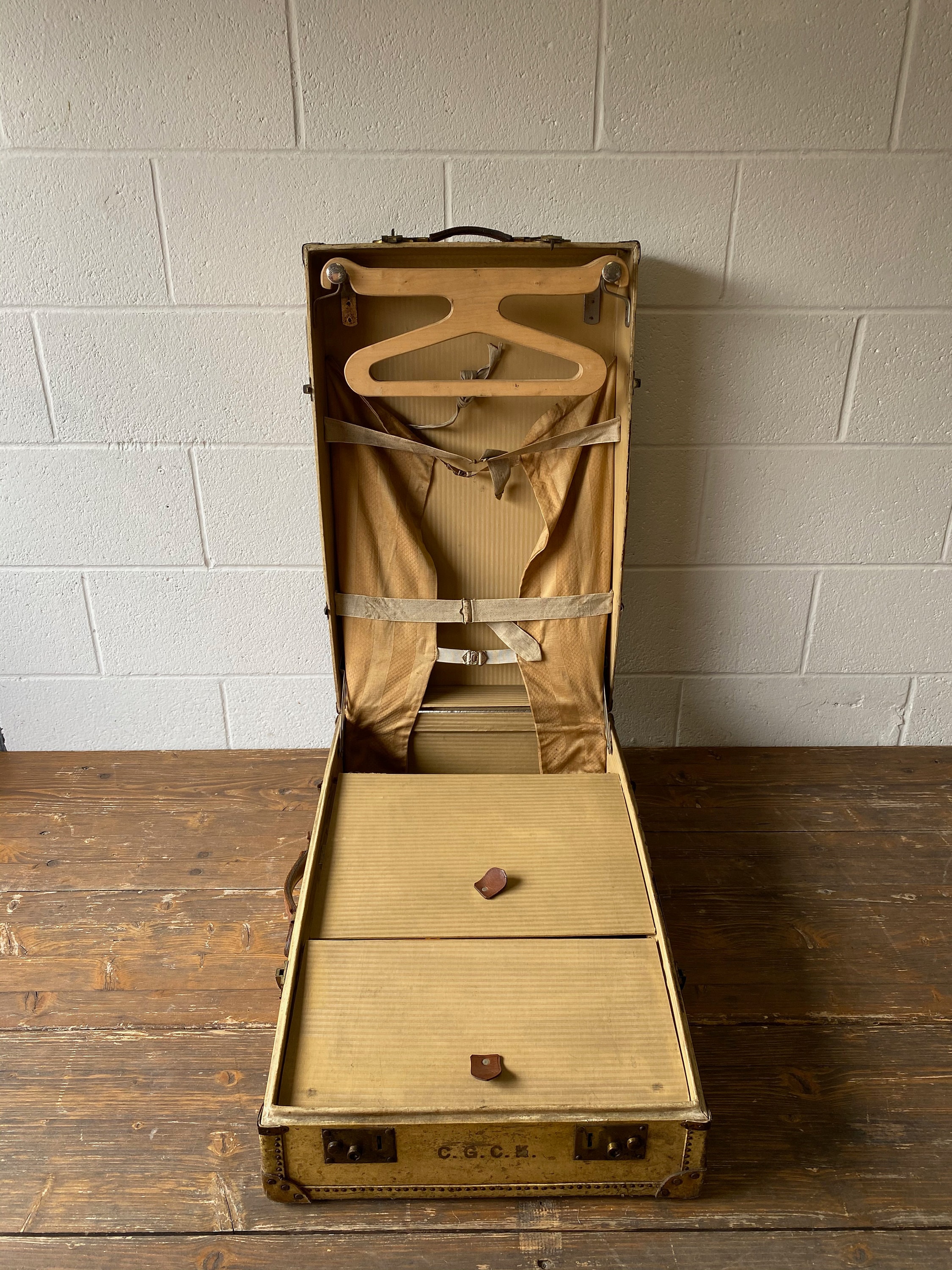 Vintage Luggage Steamer Trunk Case Chest Travelling Wardrobe Watajoy ...