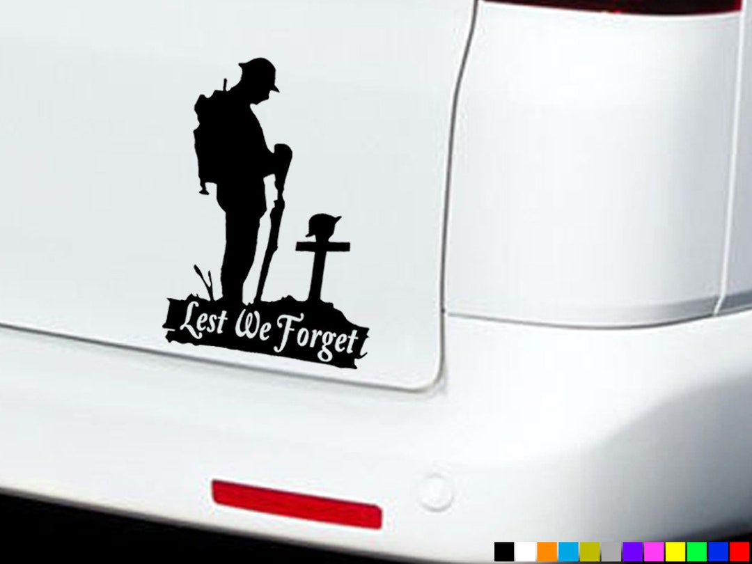 LEST WE FORGET Remembrance Car Sticker Decal Bumper Window Laptap Van ...