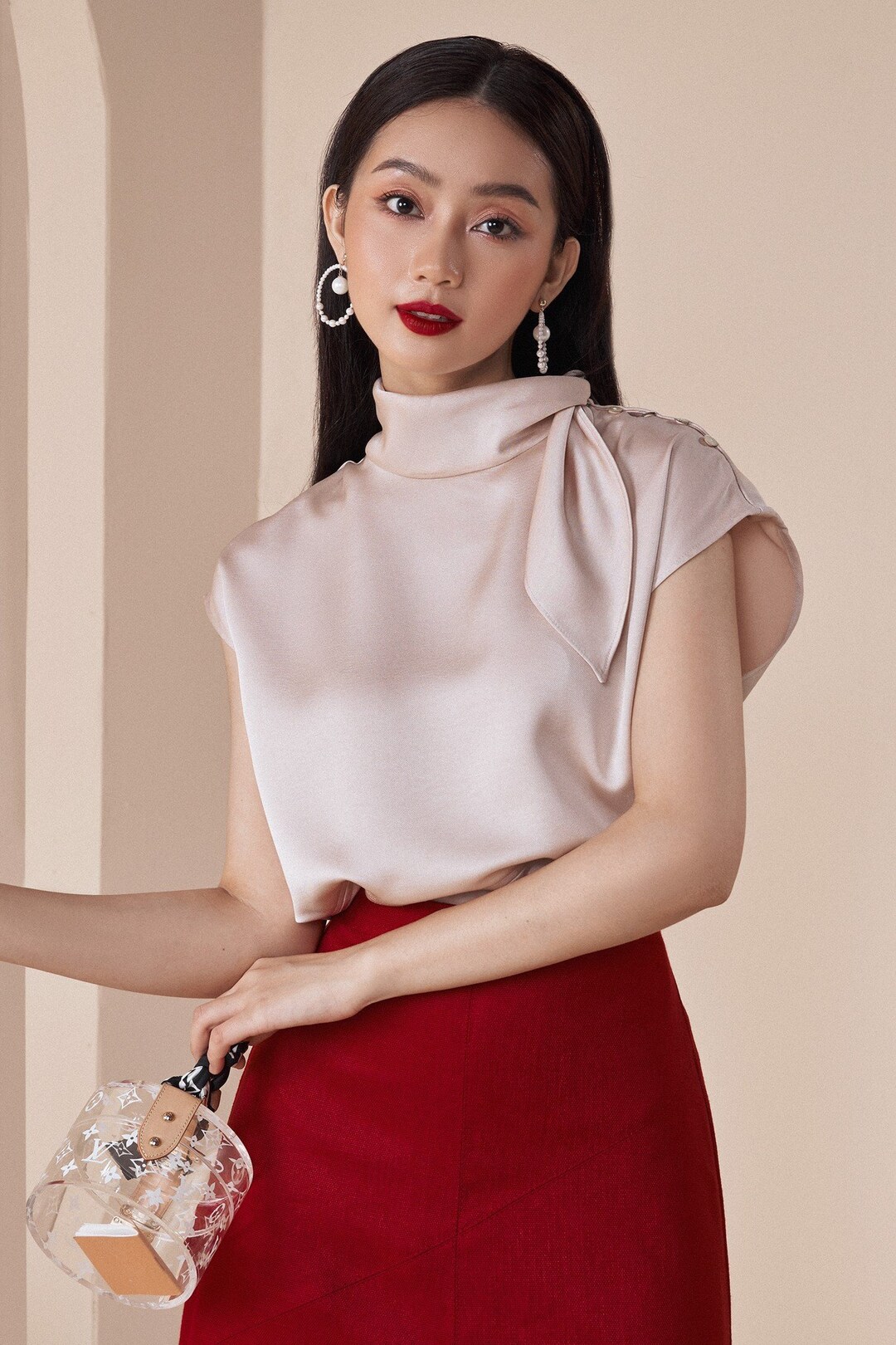 Tie Neck Silk Blouse | Womens Silk Blouses, Blouse, Silk Top Outfit - Etsy