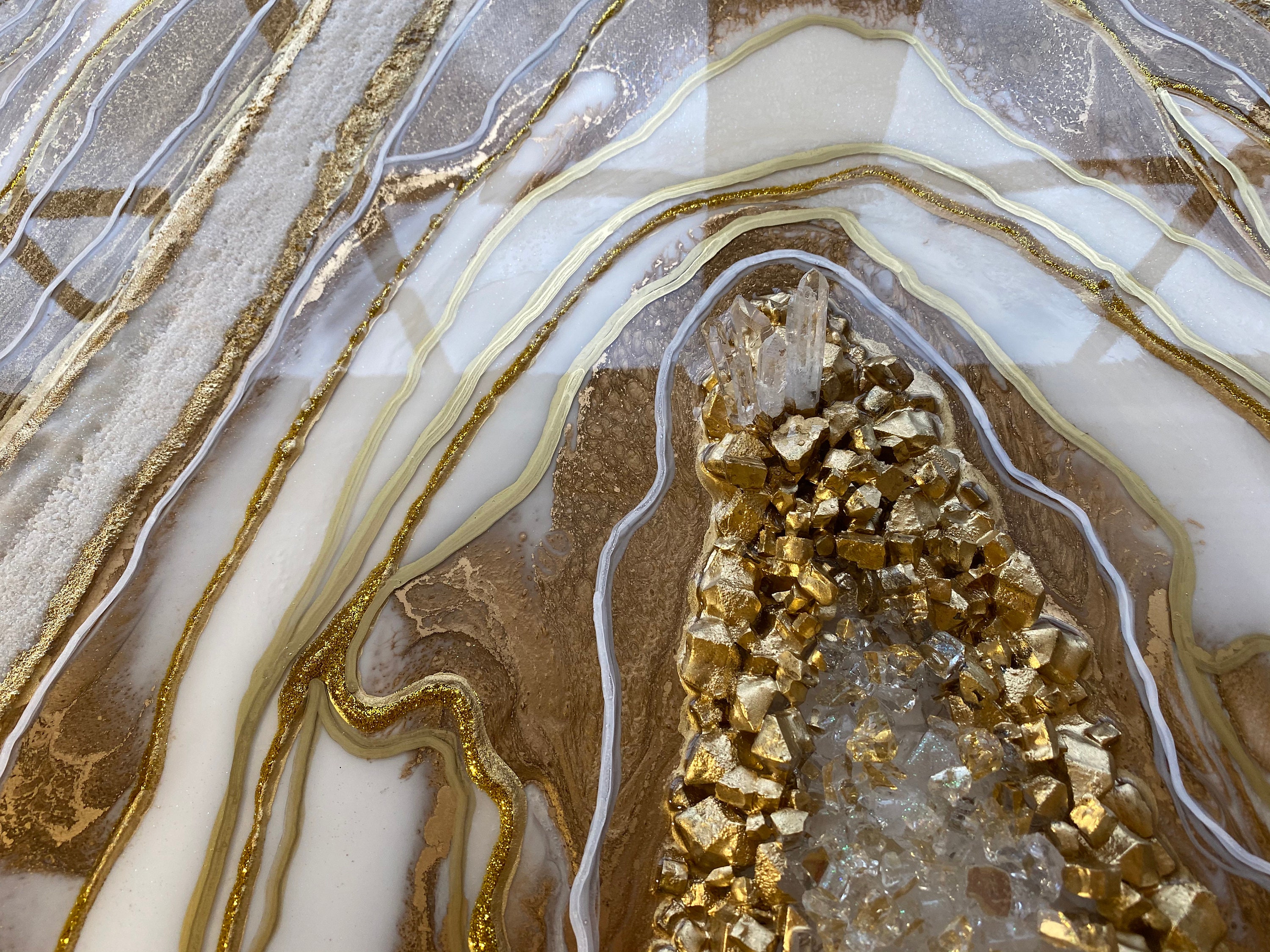 Large White & Gold Geode Art, Geode Painting, Resin Geode Art With ...
