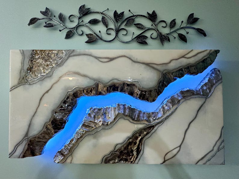 White & Chrome Broken Slab, Geode Art, Geode Painting, Resin - Etsy