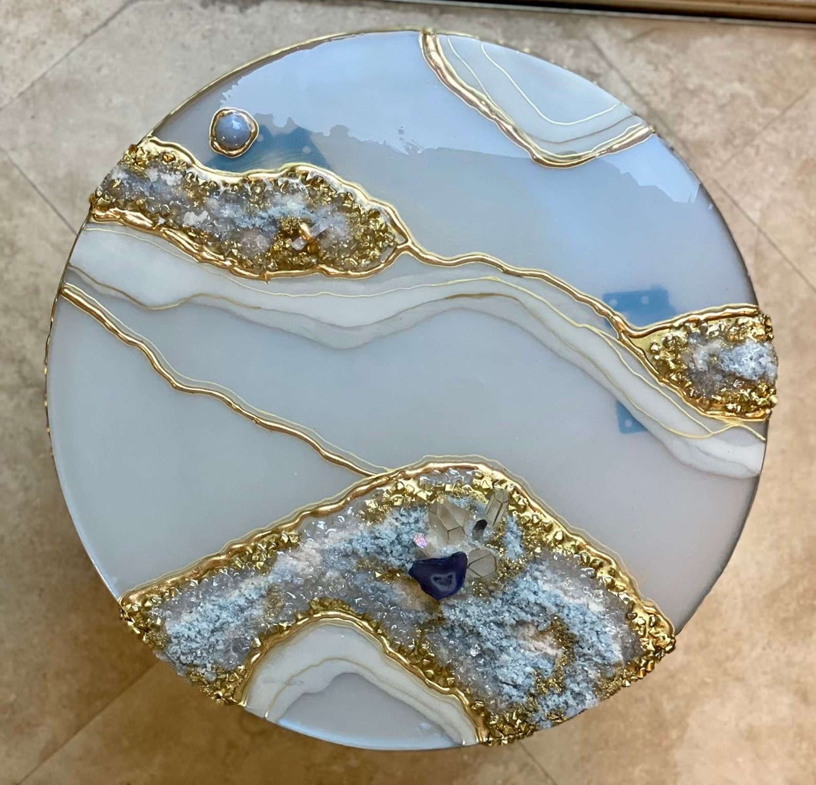 Resin Table, Blue Aura and Gold Round Resin Table, Geode Art With ...