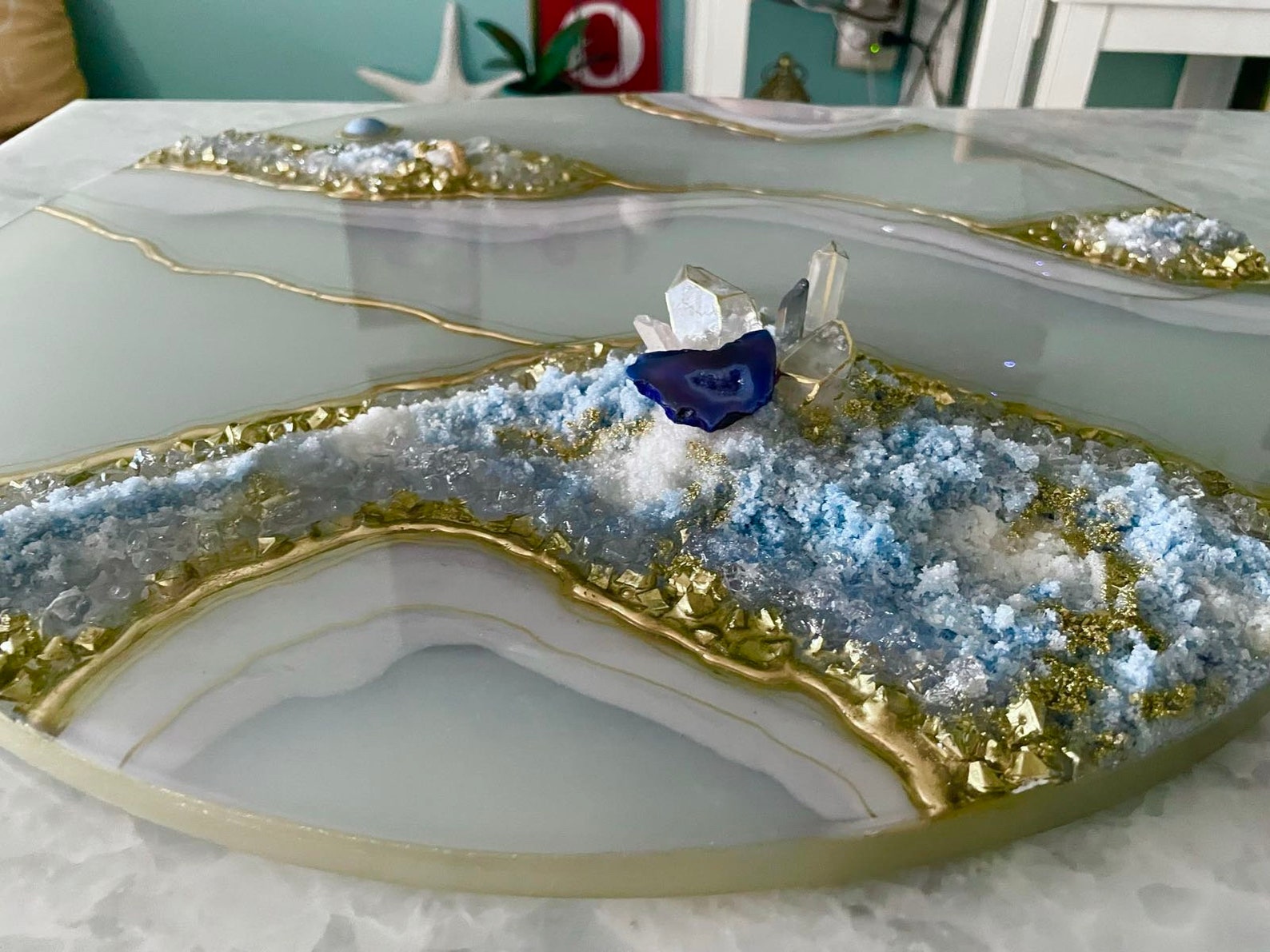 Resin Table, Blue Aura and Gold Round Resin Table, Geode Art With ...