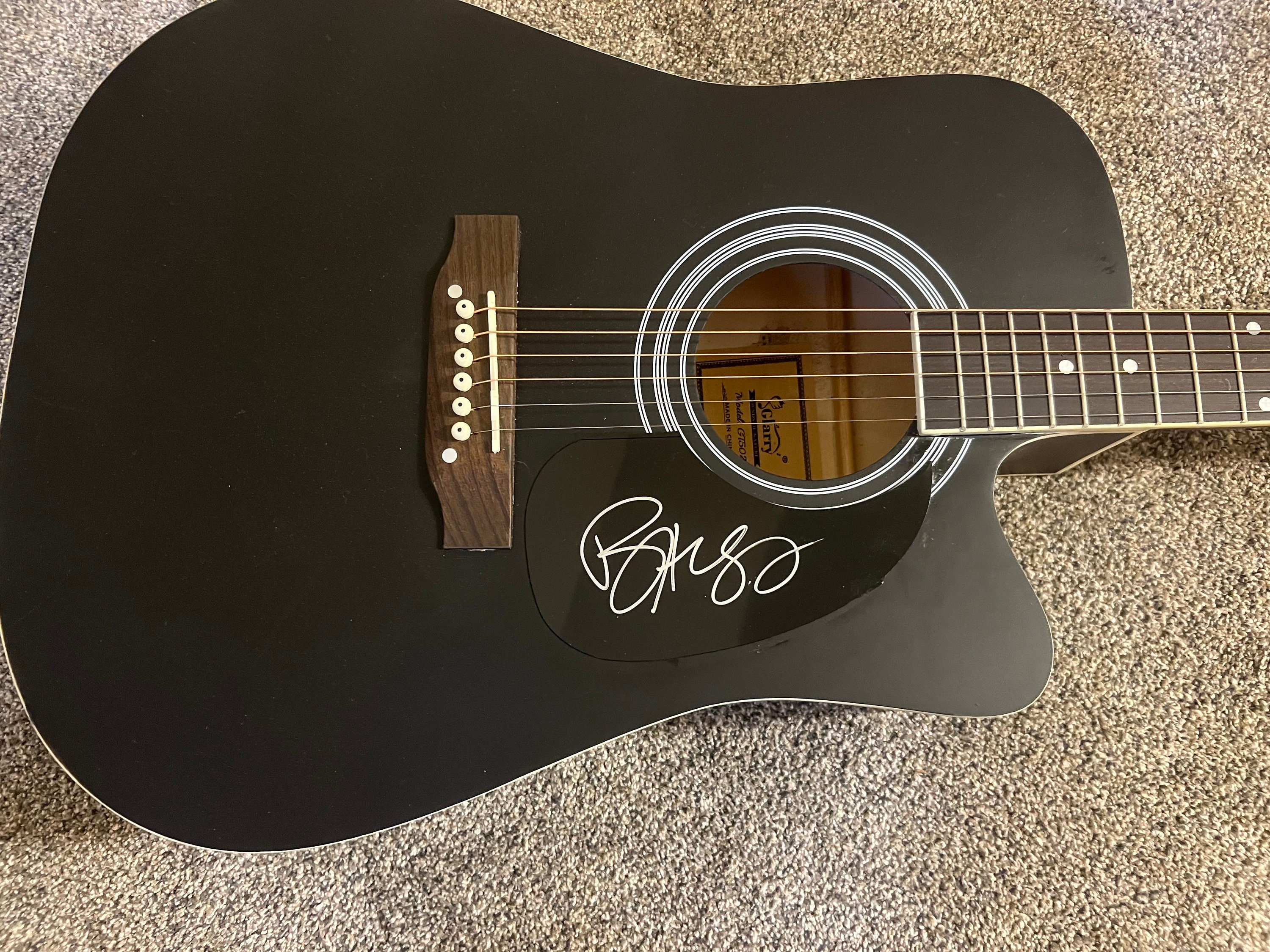Brett Young Signed Acoustic Guitar - Etsy