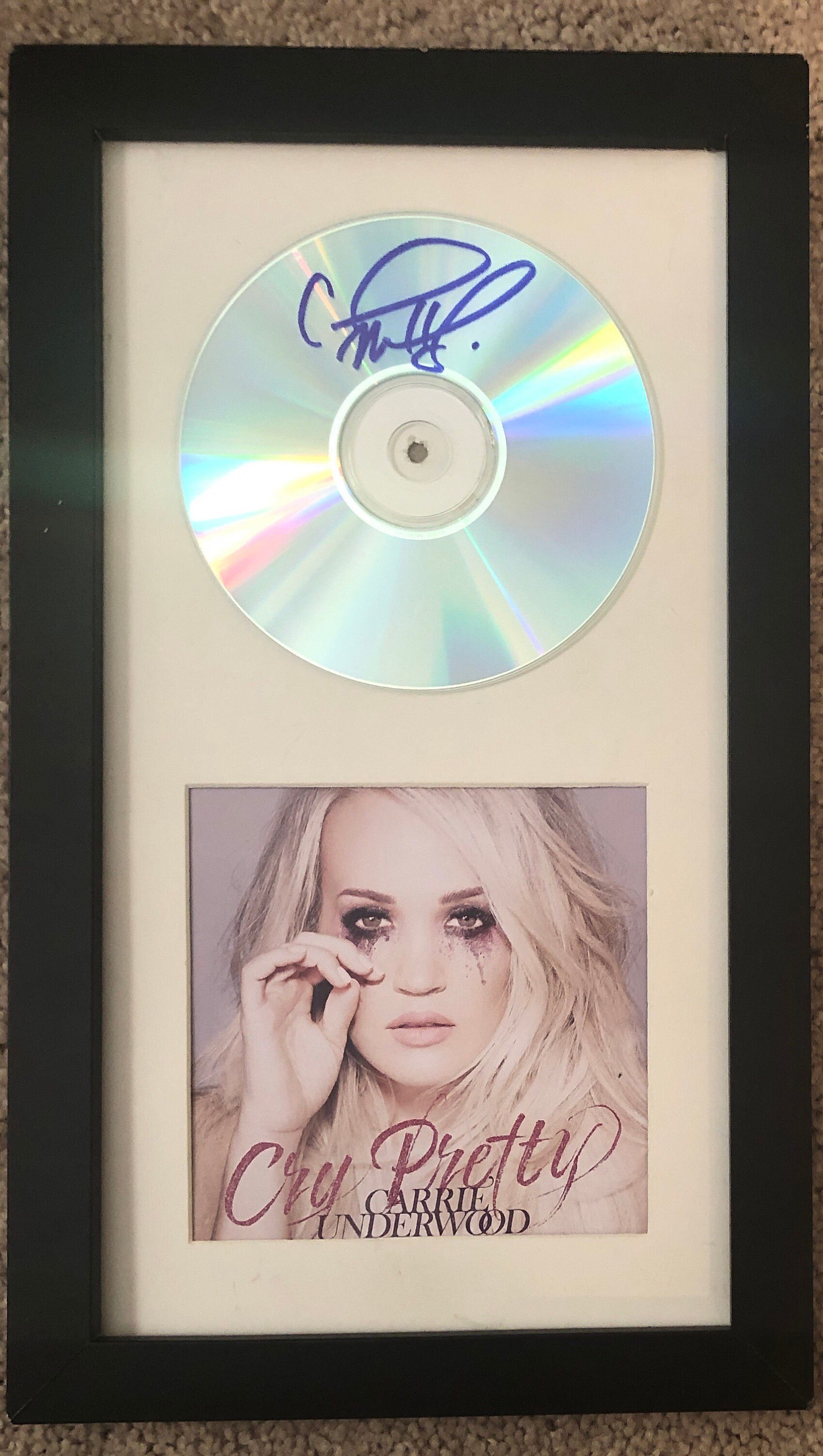 Collectibles Art & Collectibles Memorabilia Carrie Underwood Signed ...