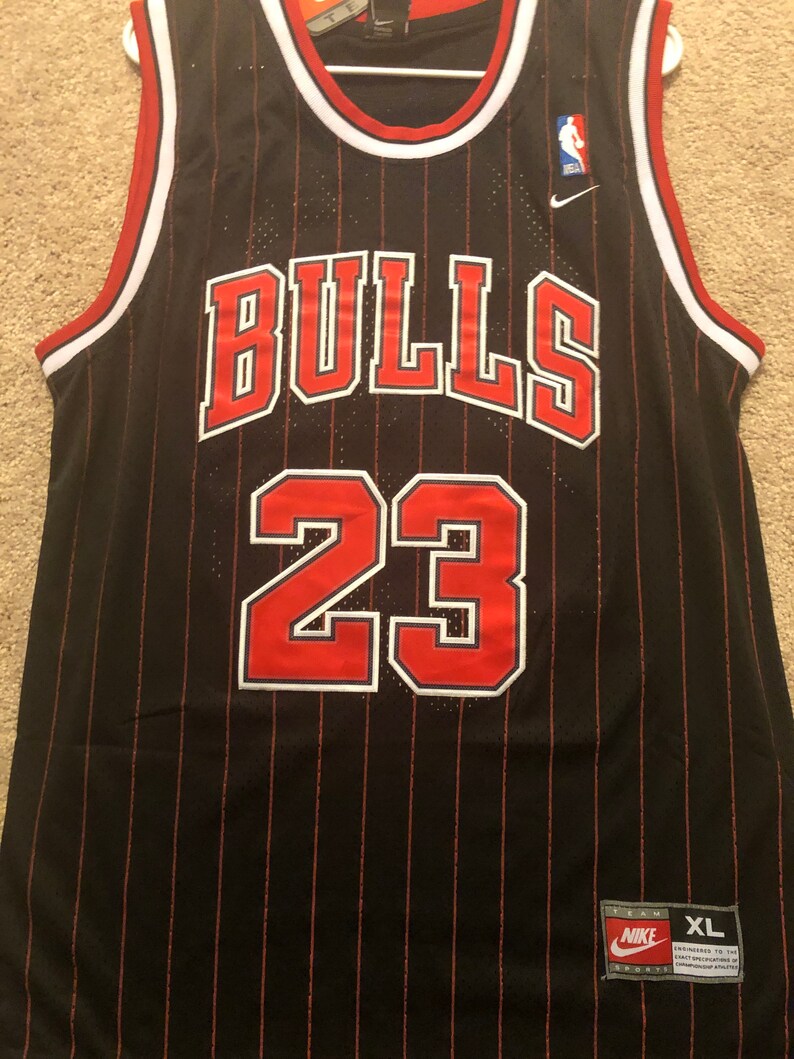 Michael Jordan Chicago Bulls Signed Black Pinstripe Basketball | Etsy