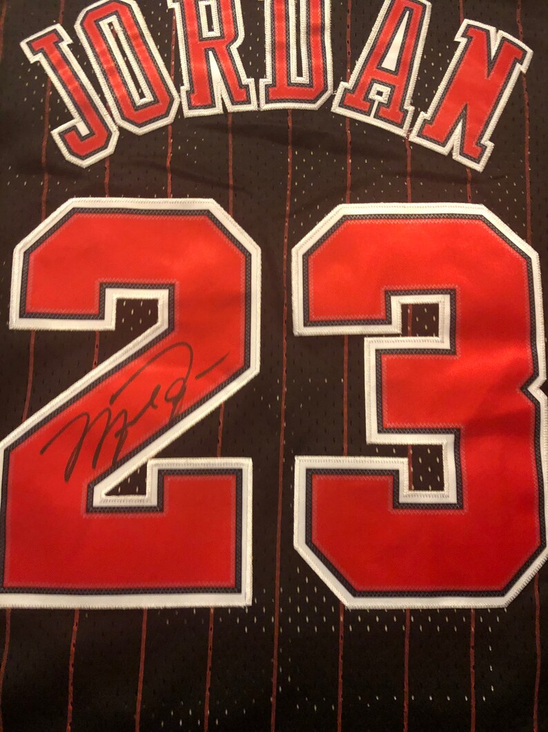 Michael Jordan Chicago Bulls Signed Black Pinstripe Basketball | Etsy