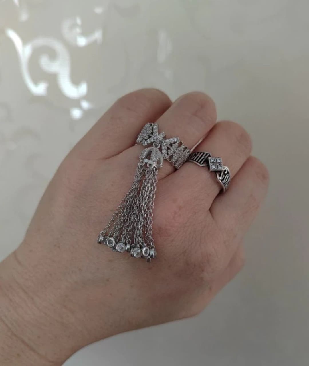 Resizable Vintage Gold Silver Rose Gold Black Tassel Ring Silver Chain ...