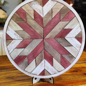 Rustic Wood Quilt Pattern Round Decor Handcrafted Wood Art With ...