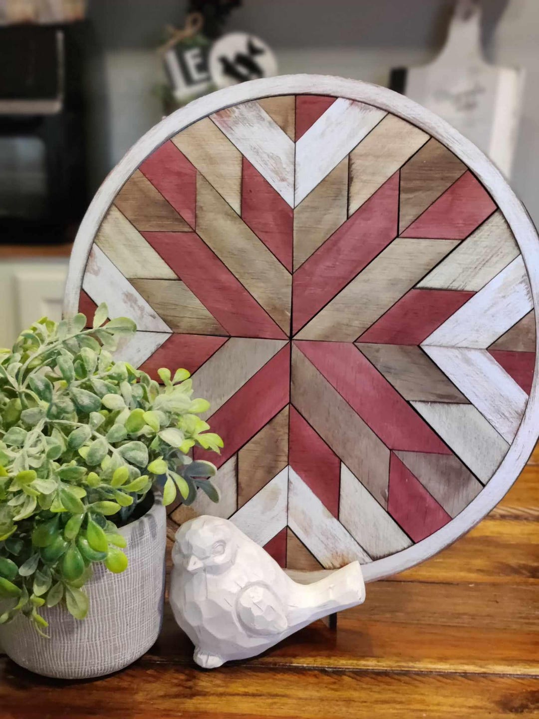 Rustic Wood Quilt Pattern Round Decor Handcrafted Wood Art With ...