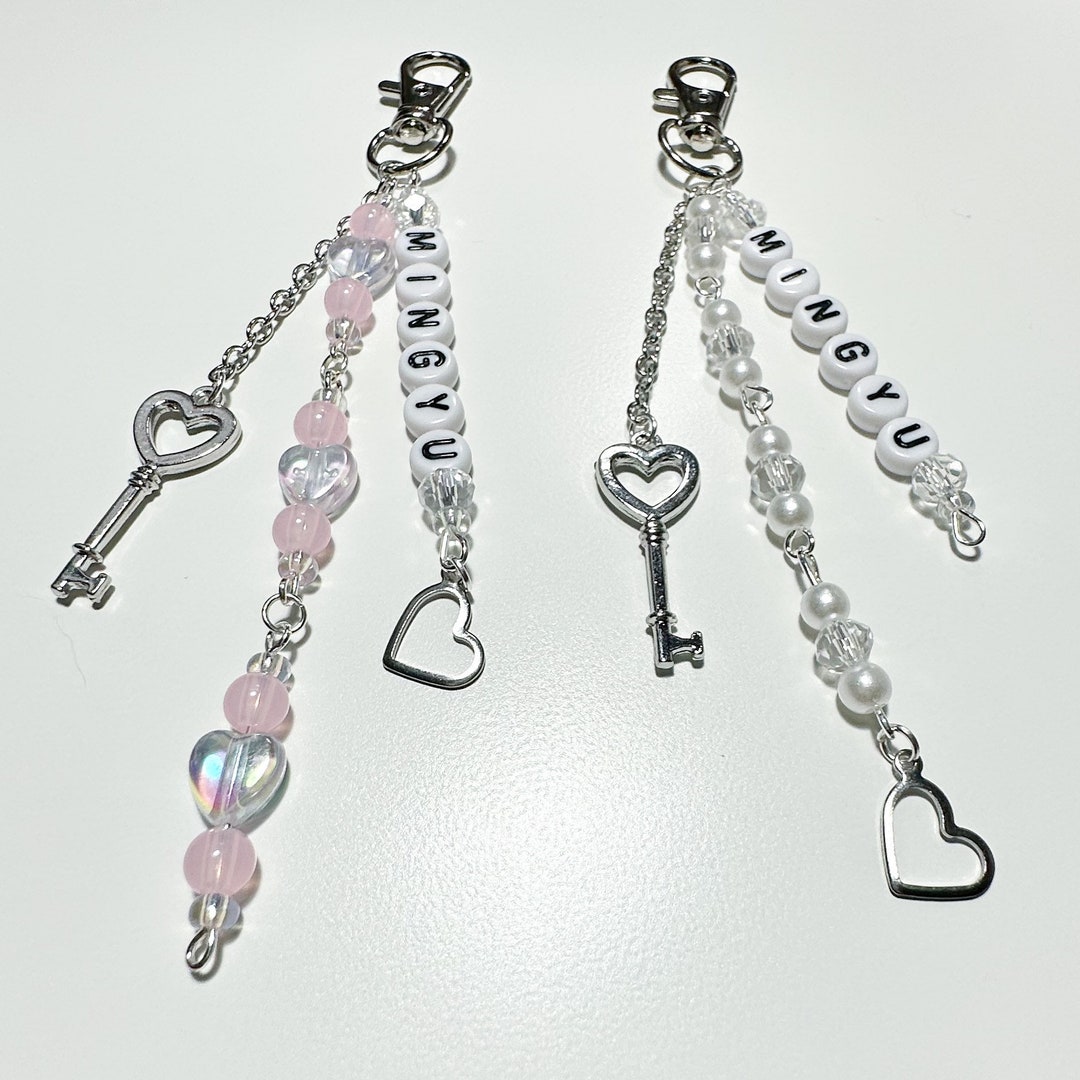 Custom K-pop Keychain (heart Key) - Etsy