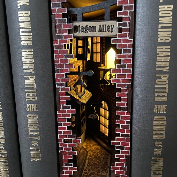 Diagon Alley Book Nook - Etsy UK