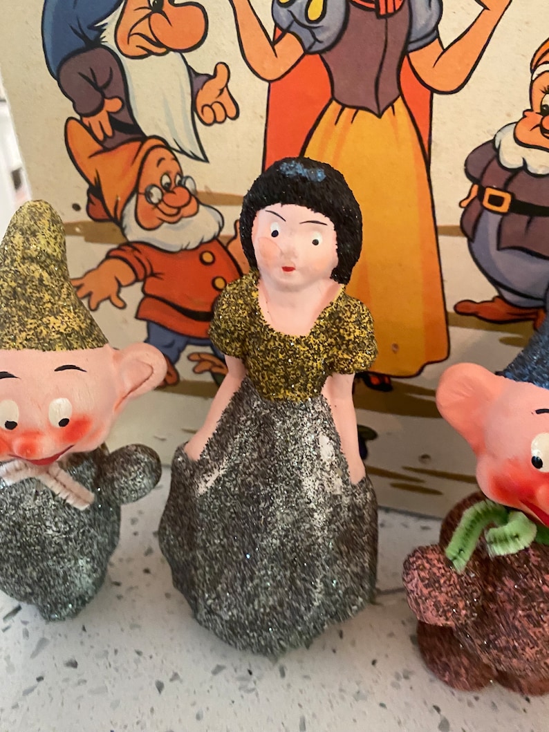 1940s Snow White and the Seven Dwarfs, Complete With Box, Mica, Glitter ...