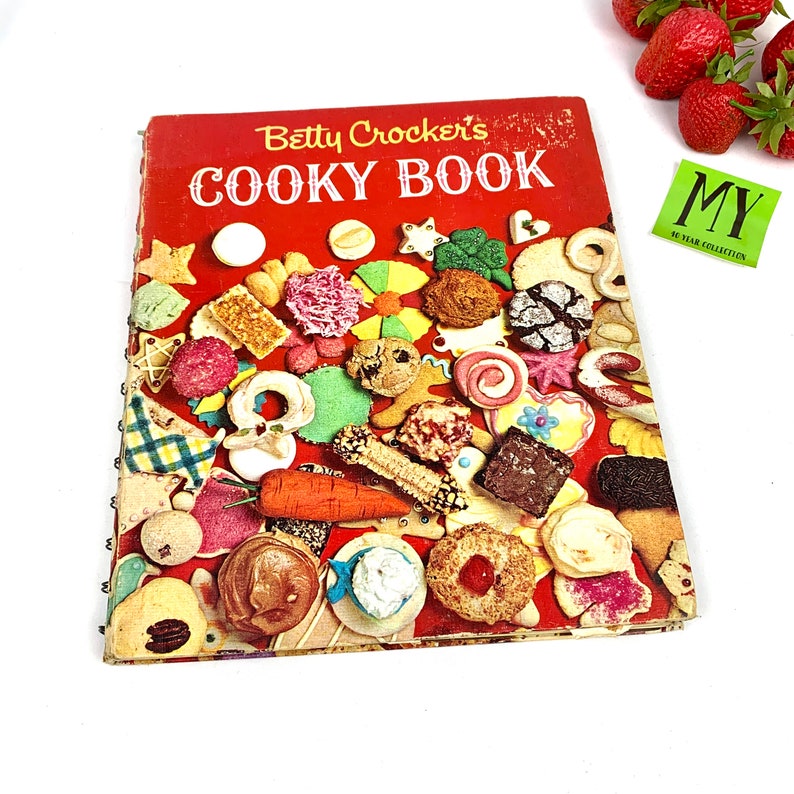 1963 Collectible Betty Crocker's Cooky Book Loved With | Etsy