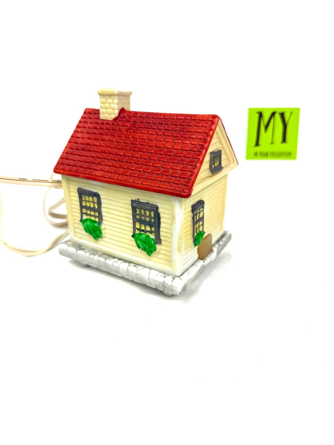 Vintage Ceramic House Lamp – Cottage Night Light With Removable Roof ...